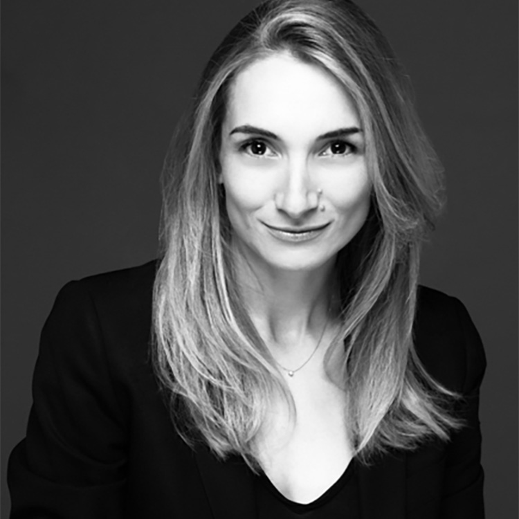 Alexandra Carlin - Parfumeurs - Auparfum