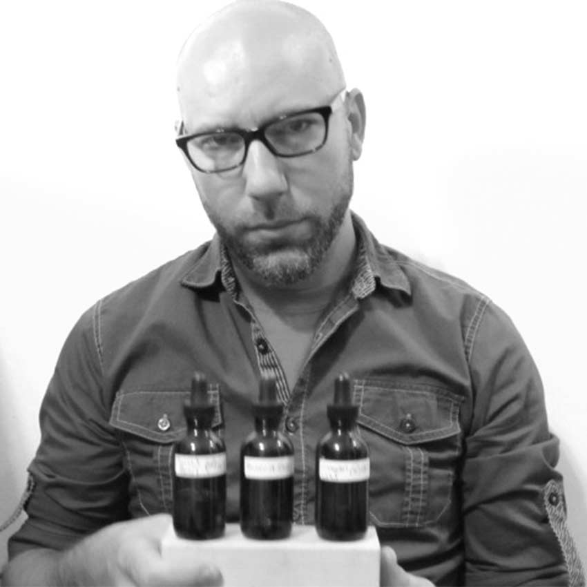 John Pegg - Parfumeurs - Auparfum